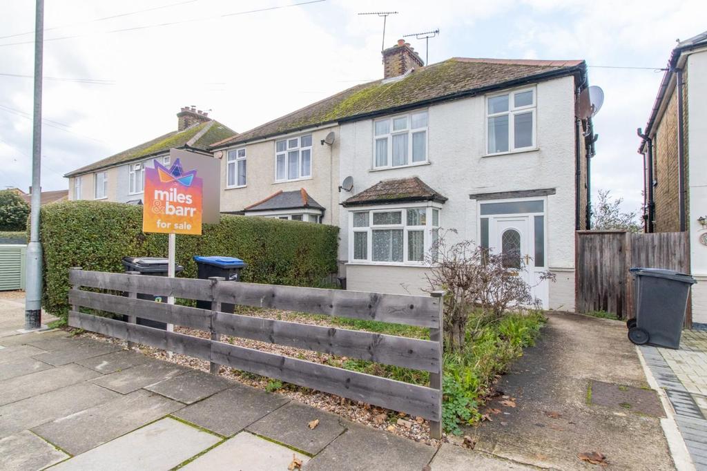 Manston Road, Margate, CT9 3 bed semi-detached house - £325,000