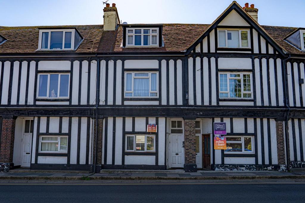Canterbury Road, Whitstable, CT5 1 bed flat for sale - £100,000