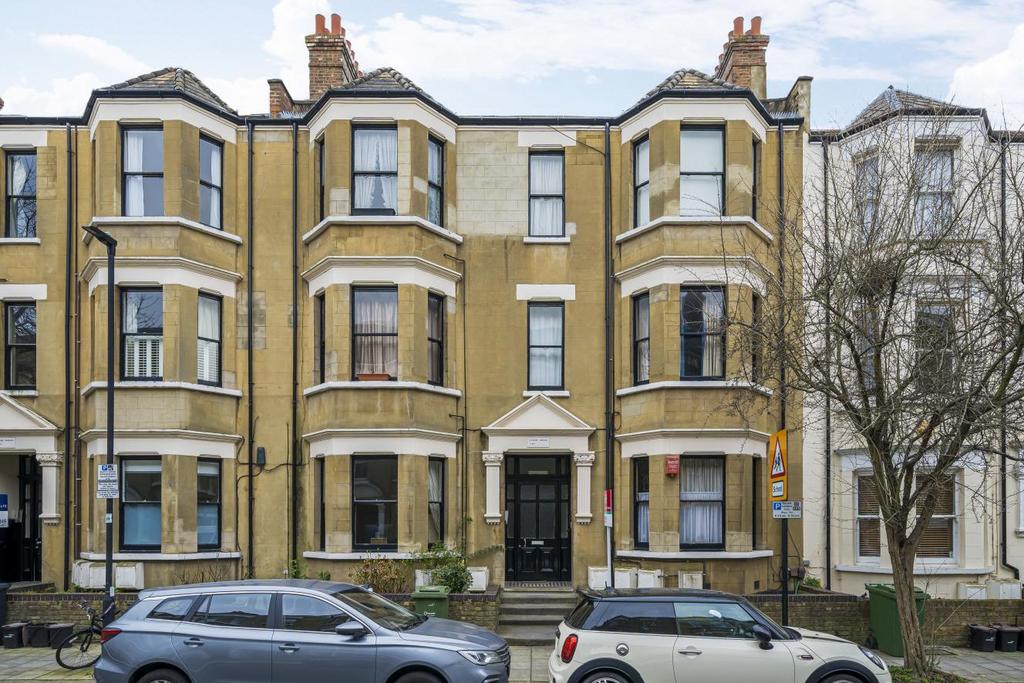 Mowll Street, Stockwell 2 bed flat - £599,950