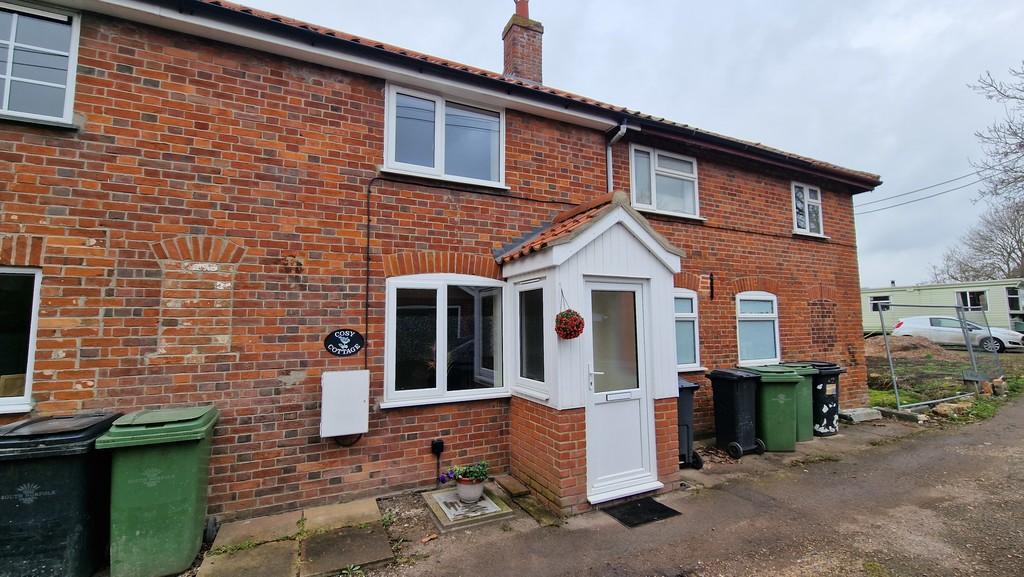 Pug Street, Shimpling 3 bed terraced house - £150,000