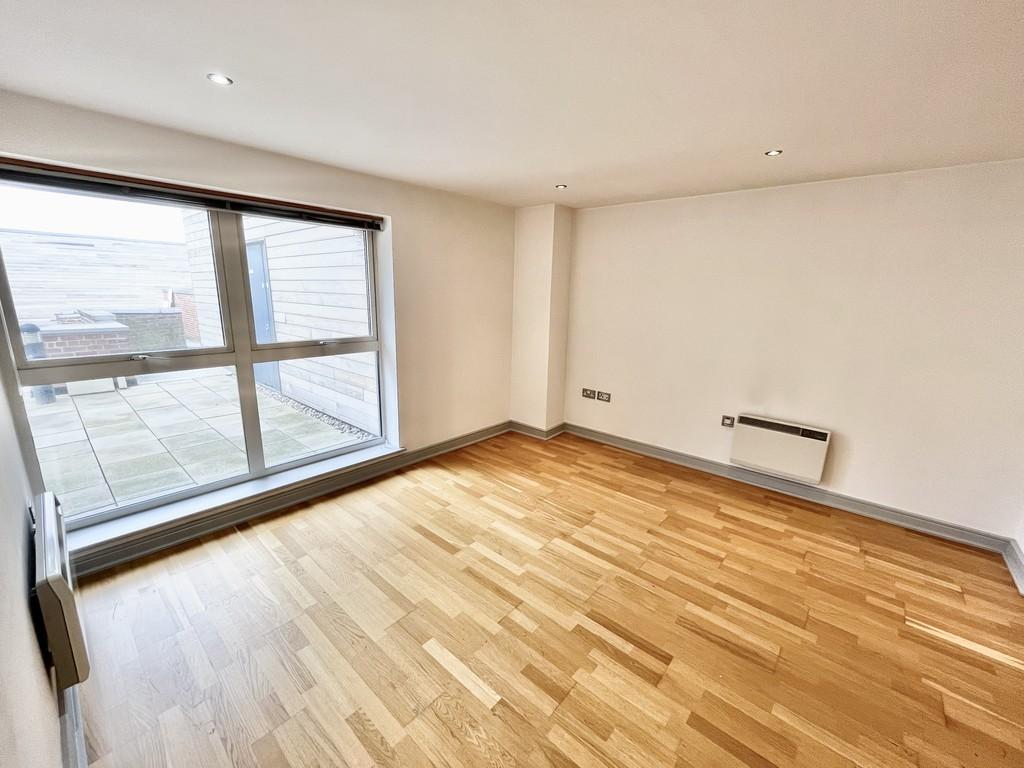 Spurriergate House, Peter Lane 2 bed apartment - £1,350 pcm (£312 pw)