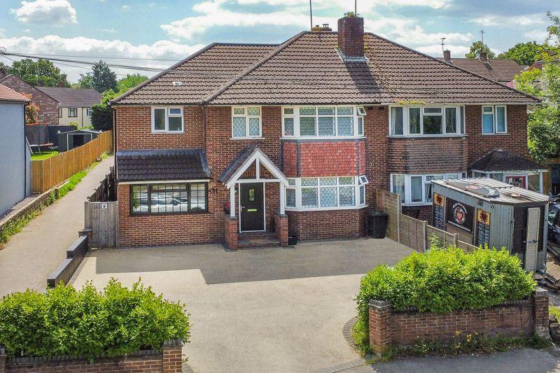 Hounsdown 3 bed semi-detached house - £440,000