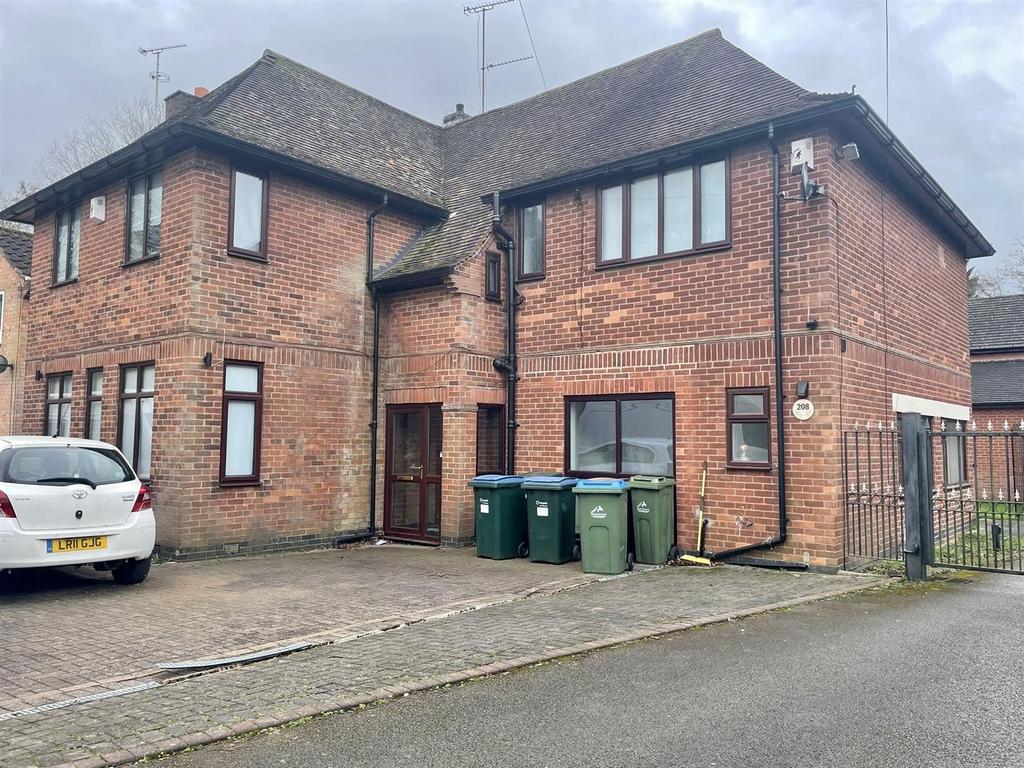 Canley Road, Coventry *SIX BEDREOOMS* 6 bed detached house - £2,400 pcm ...