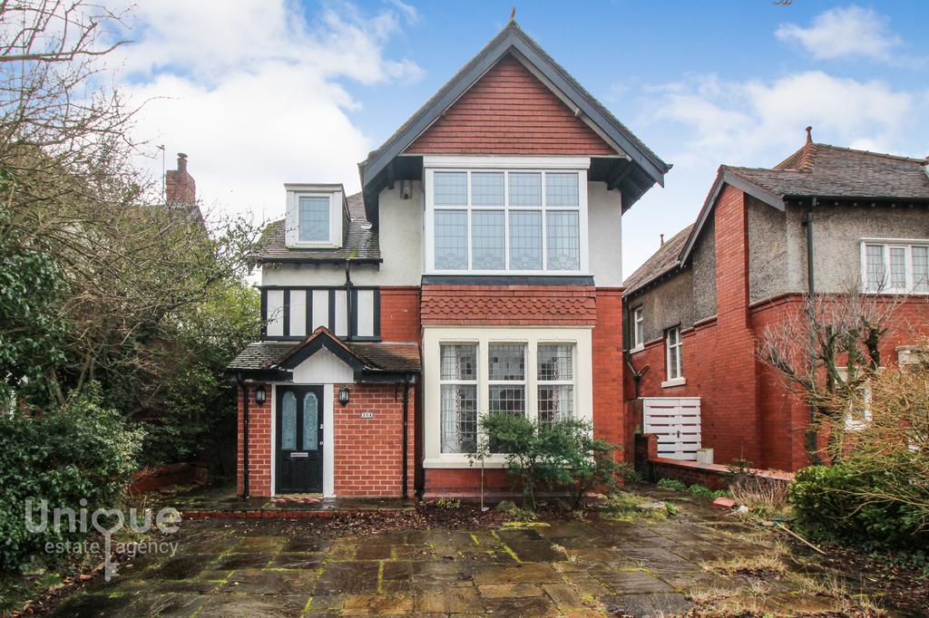 Mayfield Road, Lytham St. Annes, FY8 5 bed detached house - £399,950