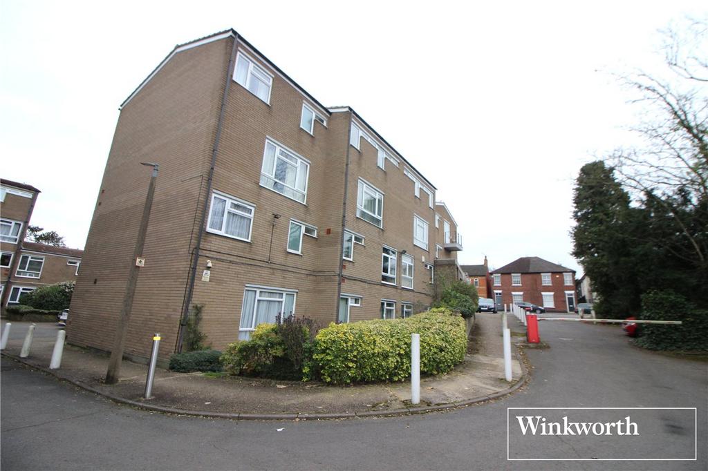 Watling Court, High Street, Elstree... 2 bed maisonette - £310,000