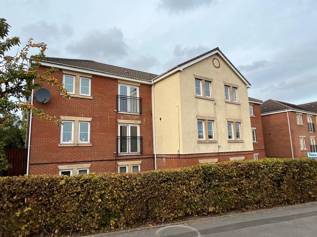 Blue Cedar Drive, Streetly, Sutton... 1 bed flat - £675 pcm (£156 pw)