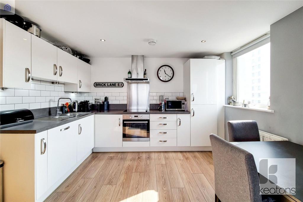Mallard Point, 6 Rainhill Way, Bow... 2 bed flat - £2,100 pcm (£485 pw)