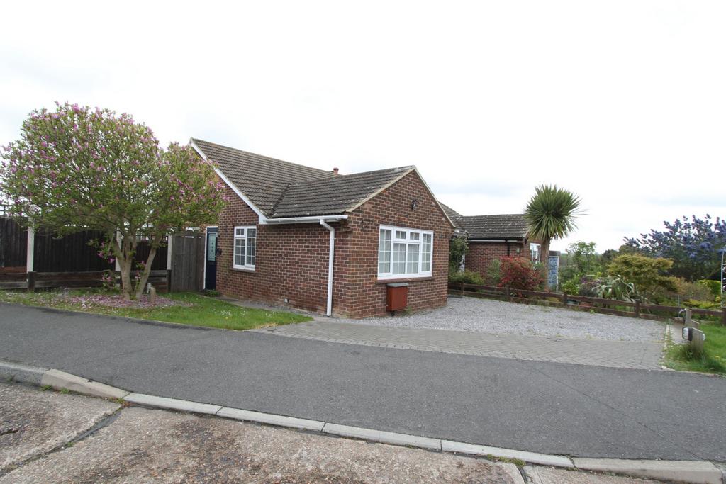Evenhill Road, Littlebourne, CT3 3 bed bungalow - £1,500 pcm (£346 pw)
