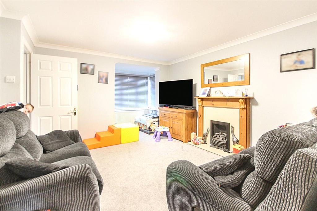 Canterbury Road, Flitwick... 3 bed detached house - £385,000