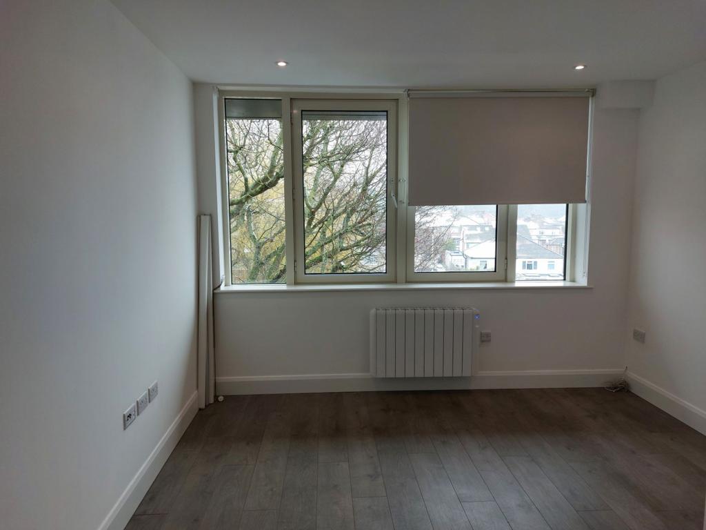 Key Point 3 High Street, EN6 2 bed flat - £1,300 pcm (£300 pw)