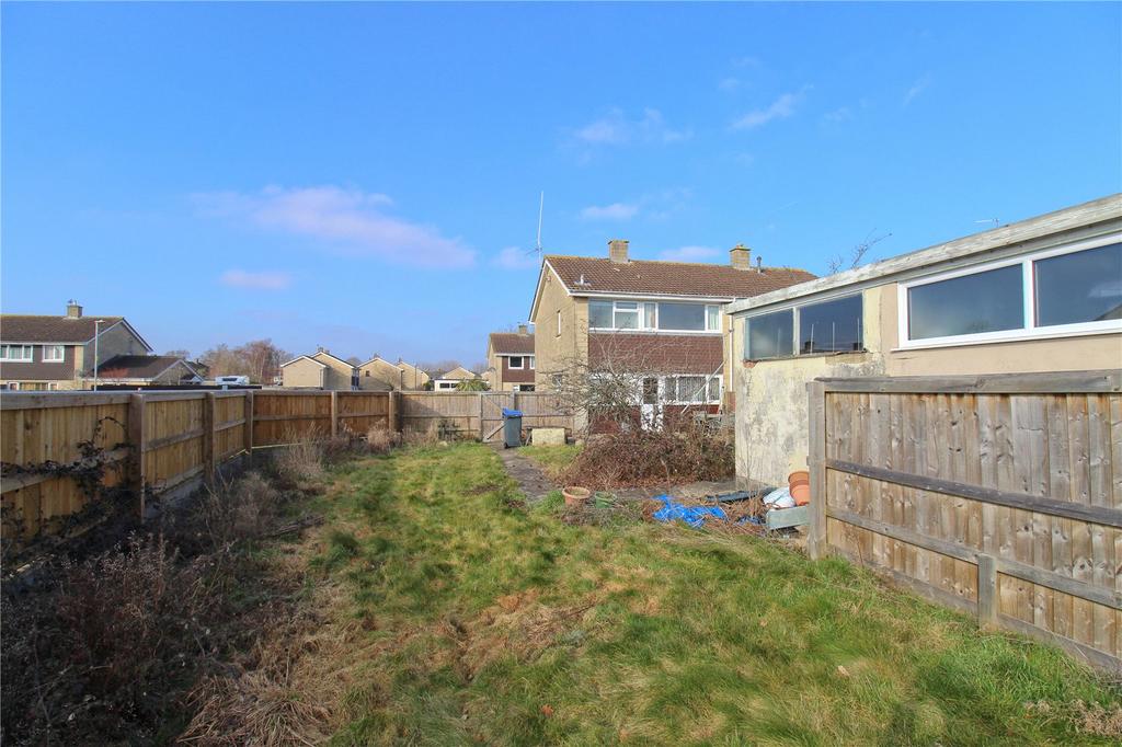 Summerdown Walk, Trowbridge 3 bed semi-detached house - £250,000