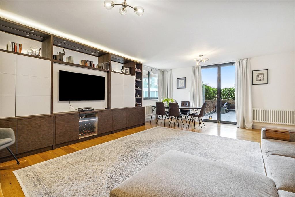 Waterside Point, 2 Anhalt Road... 2 bed flat - £1,200,000