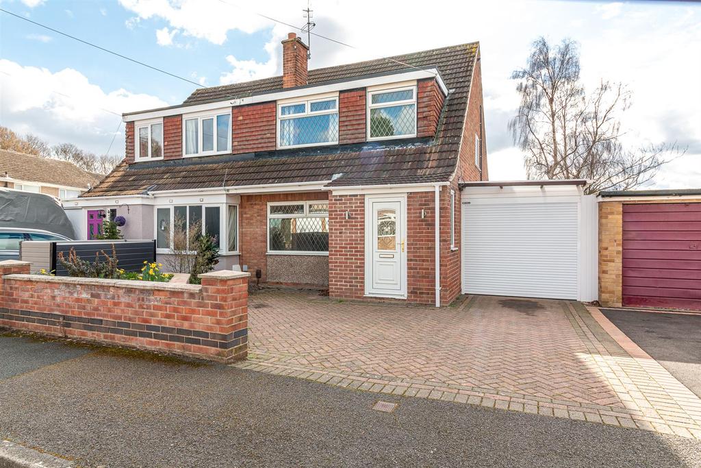 Rowan Drive, Nottingham 3 bed semi-detached house - £265,000