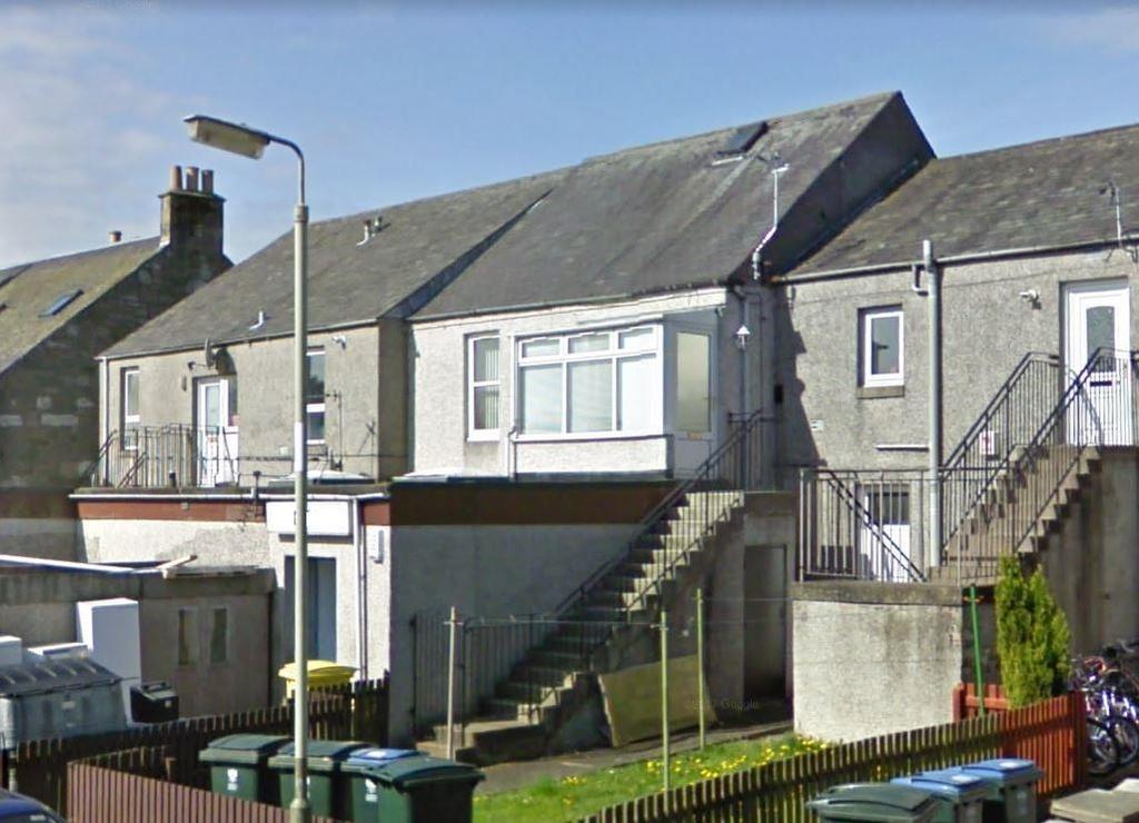 17 Old Causeway, Kinross KY13 8DT 1 bed apartment - £530 pcm (£122 pw)