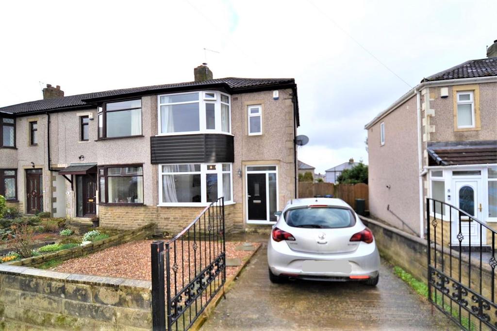 Larch Hill Crescent, Odsal 3 bed end of terrace house - £159,950