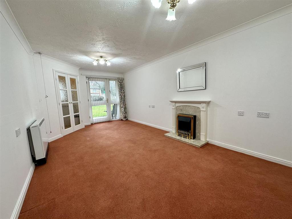 Squires Court, Woodland Road, Darlington 1 bed apartment - £59,950