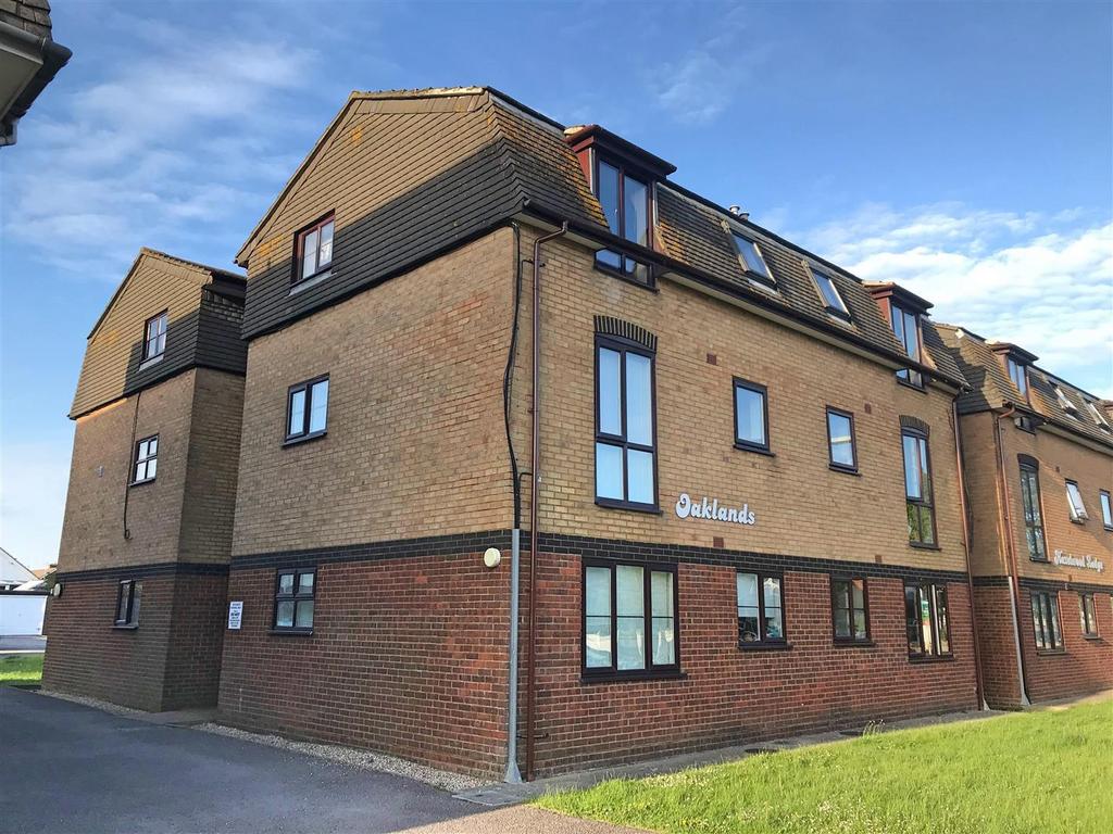 Penhill Road, Lancing Studio - £795 pcm (£183 pw)