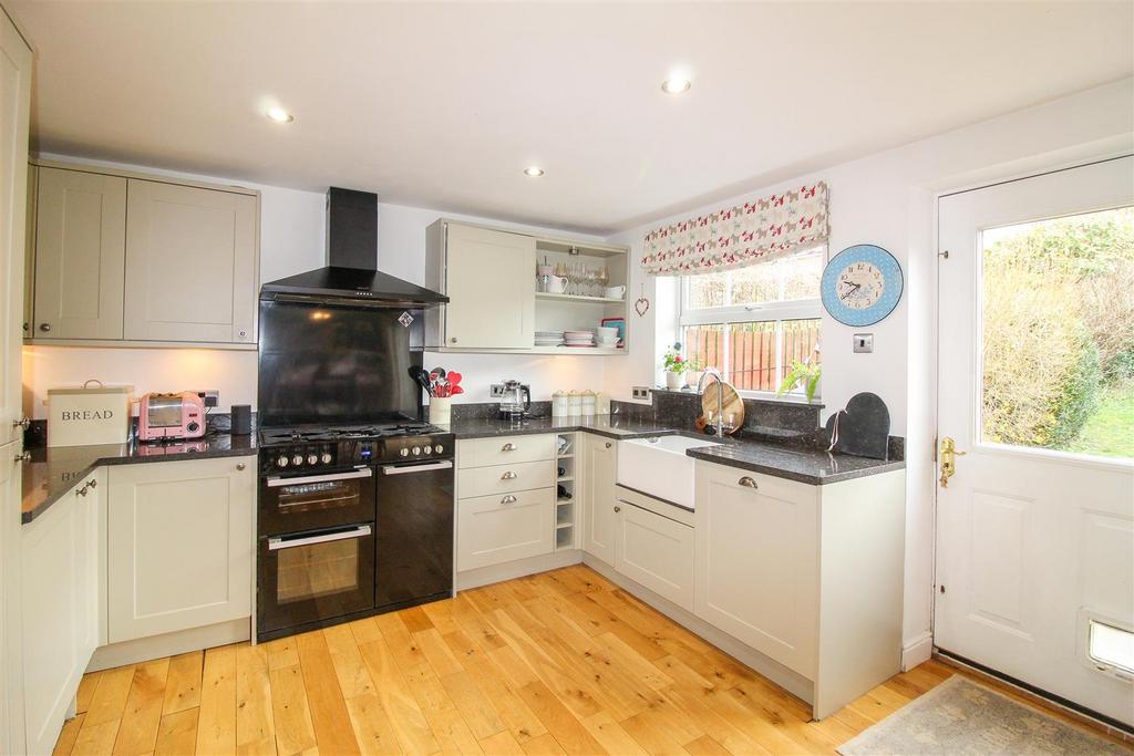 Bellman Walk, Ripon 4 bed detached house - £360,000