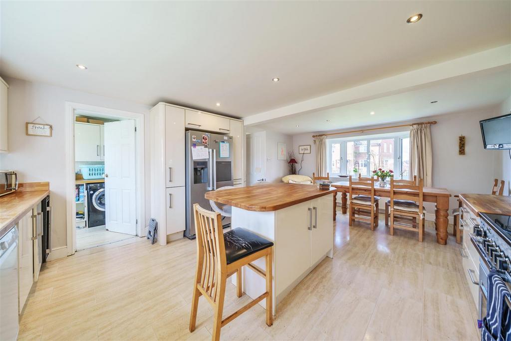 Green Lane Woodhall Spa Lincs Ln10 4 Bed Detached House £400 000