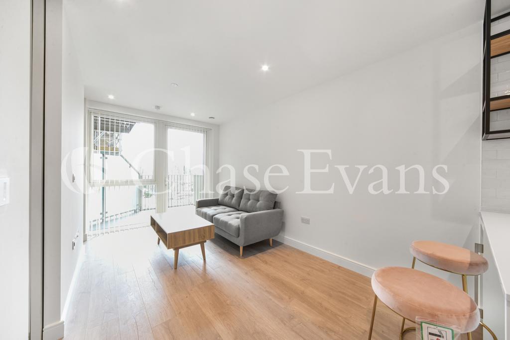 Lavey House, Grand Union, Wembley HA0 Studio - £1,647 pcm (£380 pw)
