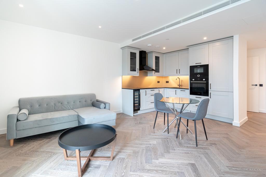 London Dock, Wapping E1W 1 bed flat - £2,850 pcm (£658 pw)
