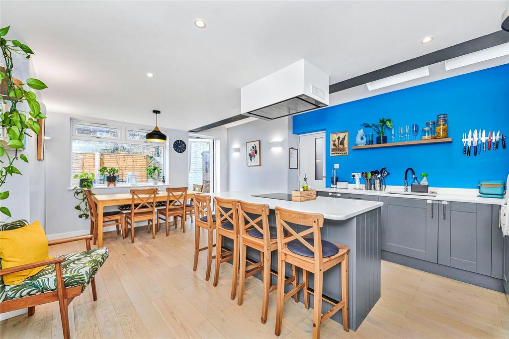 Leverson Street, Furzedown, SW16 3 bed house - £700,000