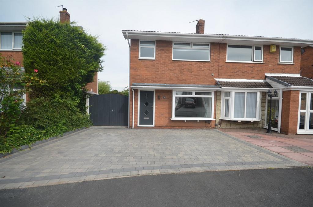 Bilton Close, Widnes, WA8 3YB 3 bed semi-detached house - £895 pcm (£ ...
