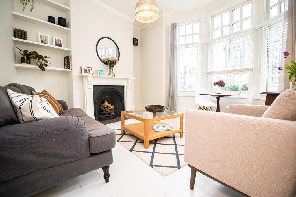 Hendy Street, Roath, Cardiff 1 bed ground floor flat - £1,150 pcm (£265 pw)