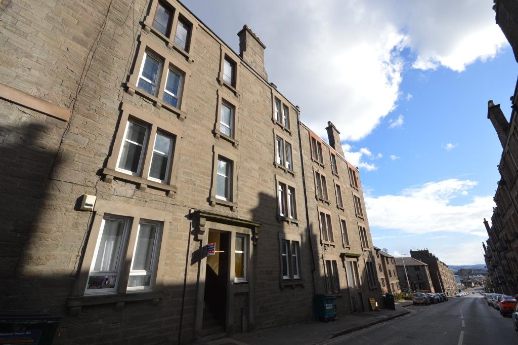 Provost Road, Coldside, Dundee, DD3 2 bed flat to rent - £575 pcm (£133 pw)