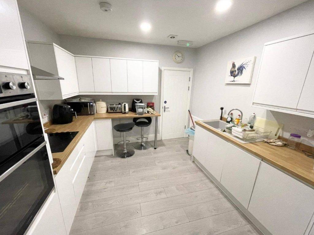 Faringdon Road, Swindon, SN1 5DQ 1 bed property - £600 pcm (£138 pw)