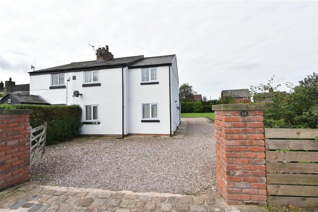 Coach Road, Bickerstaffe, Ormskirk, L39 0EU 3 bed semi-detached house ...