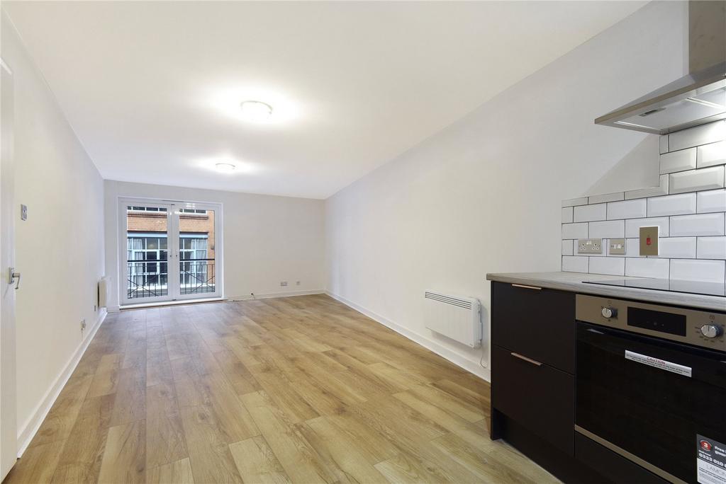 Fountain Court, 2 Lafone Street, London 2 bed flat to rent - £2,650 pcm ...