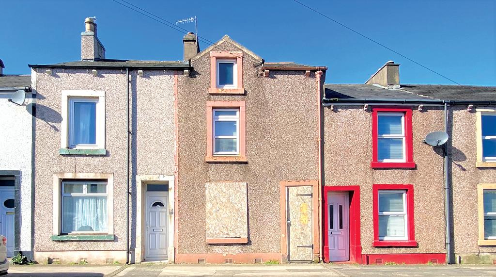 18 Jacktrees Road, Cleator Moor, Cumbria Terraced house - £5,000