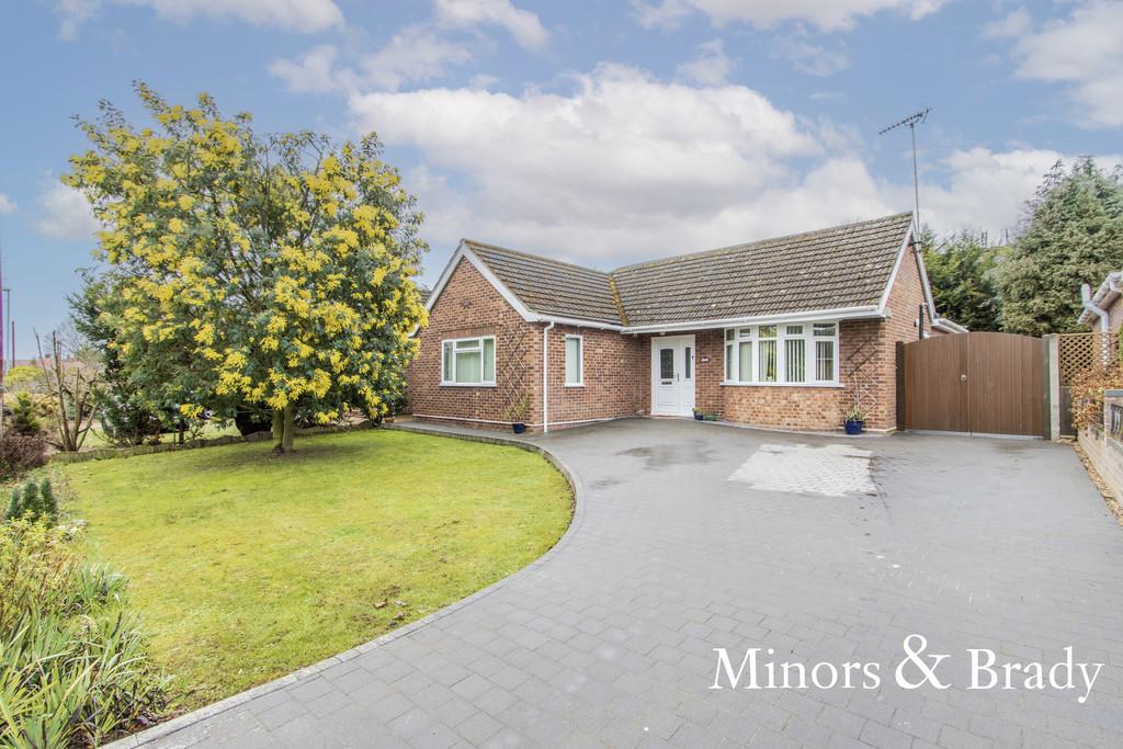 Partridge Way, Norwich 3 bed detached bungalow - £350,000
