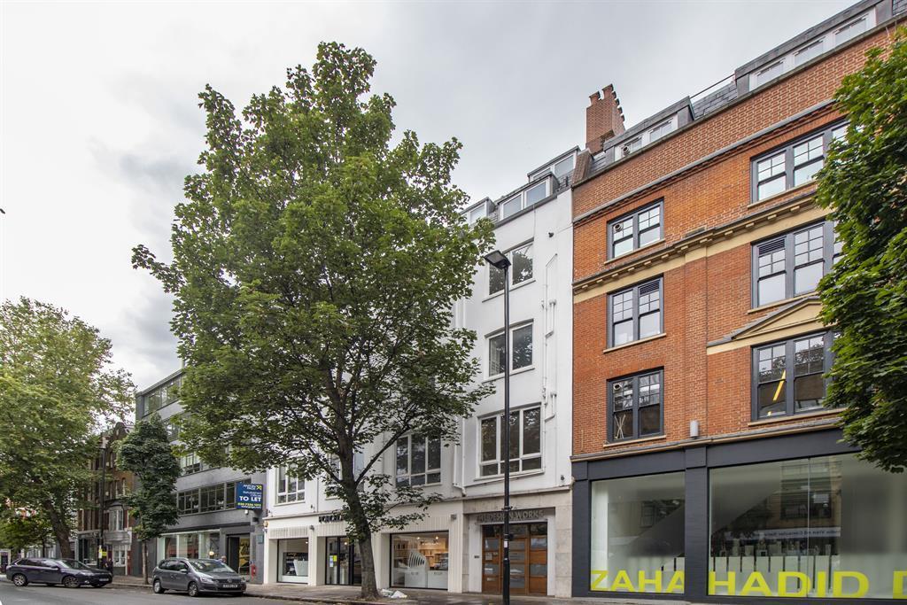 Goswell Road, London, EC1V 2 bed apartment - £2,816 pcm (£650 pw)
