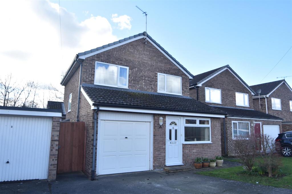 54 White Hart, Reabrook, Shrewsbury... 3 bed detached house - £300,000