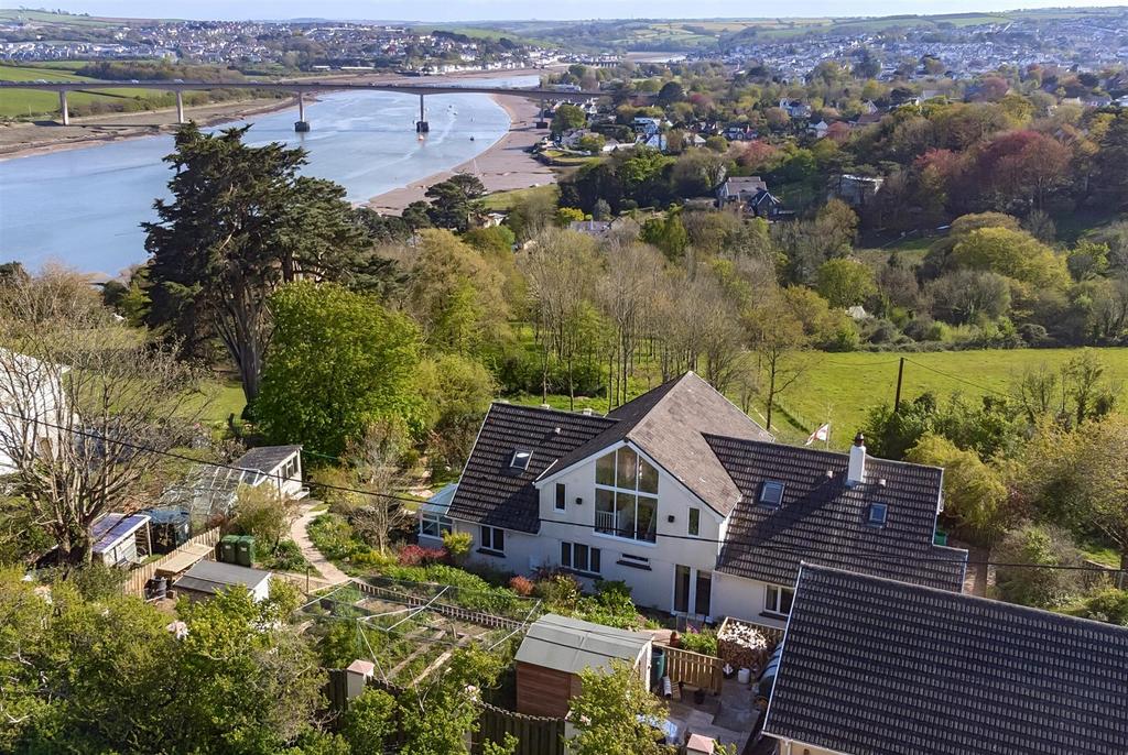 Goatshill, Northam, Bideford 5 bed detached house - £897,000