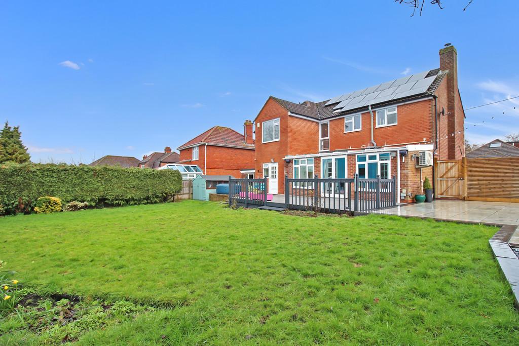 Eden Vale Road Westbury 5 Bed Detached House £550 000