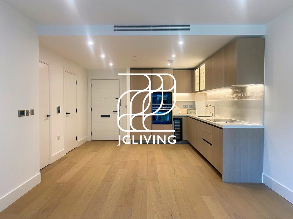 Prince of Wales drive, London, SW11 2 bed flat - £3,250 pcm (£750 pw)