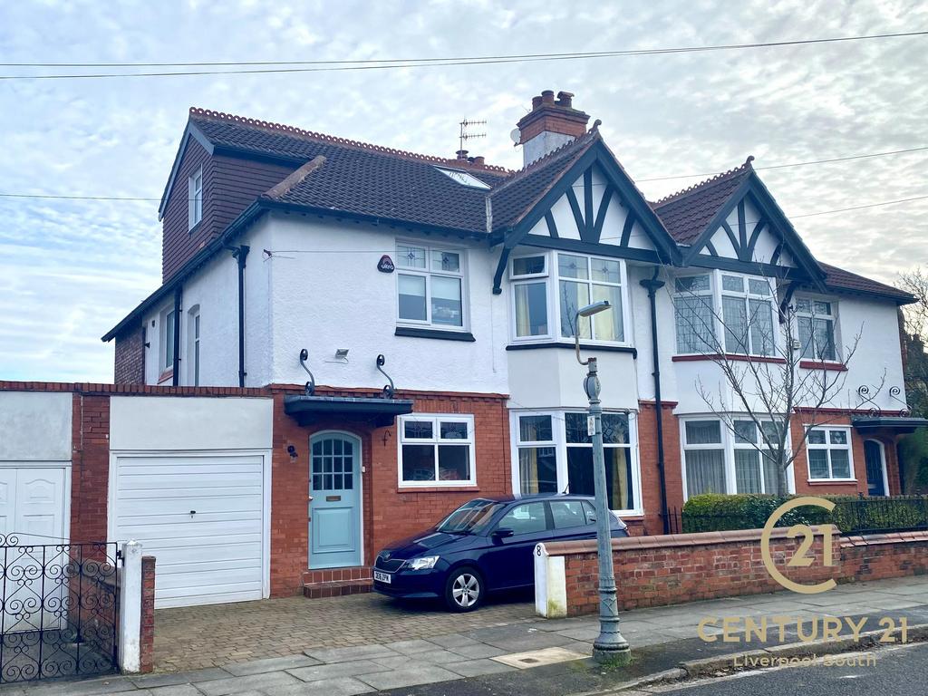 Ranelagh Drive North, L19 5 bed apartment - £1,900 pcm (£438 pw)