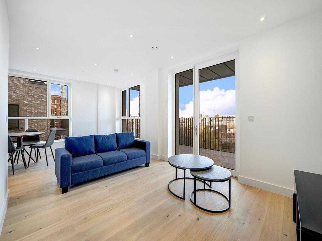 Escapade Place, Wayfare House, E14 2 bed apartment - £2,496 pcm (£576 pw)