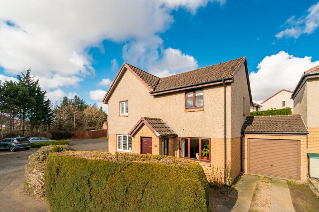 130 Swanston Muir, Swanston, EH10 7HY 2 bed semi-detached house for ...