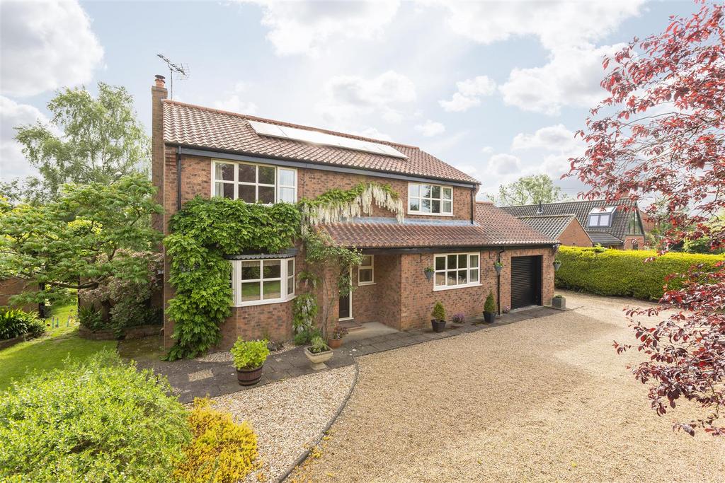 Marton, Sinnington. YO62 6RQ 4 bed detached house for sale - £625,000