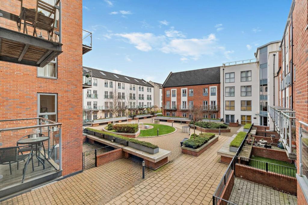 Cordwainers Court Black Horse Lane, York 2 bed flat - £133,354