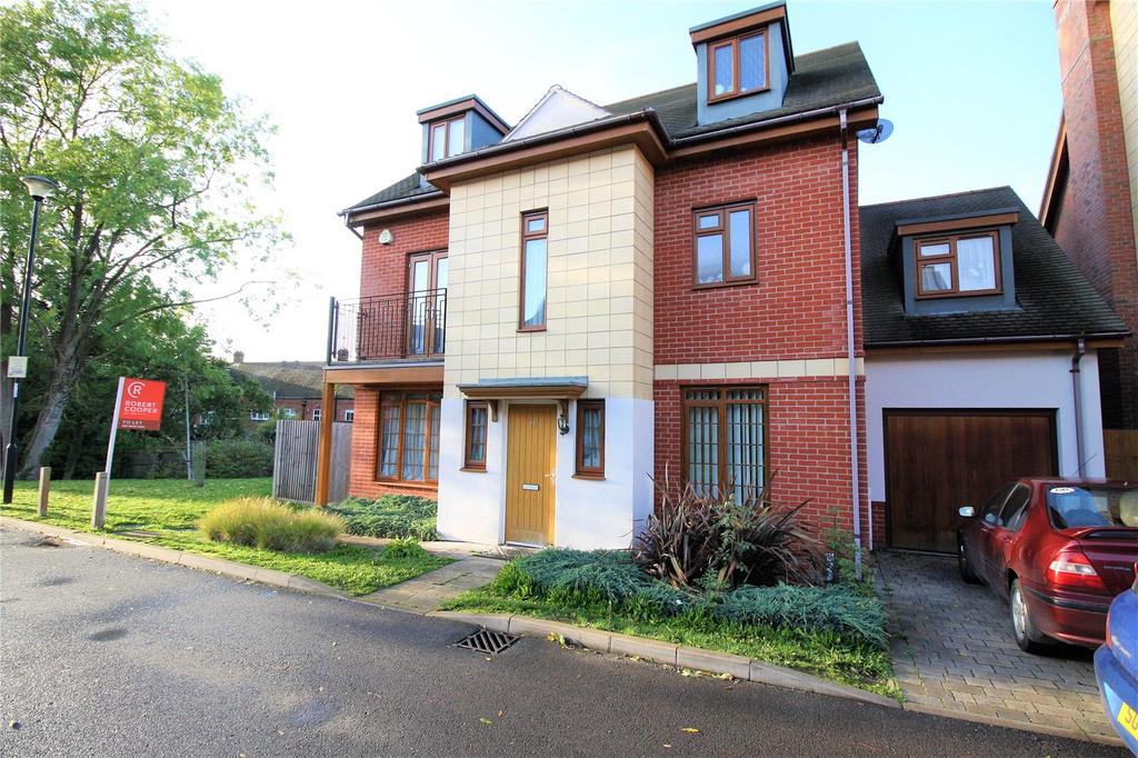 Blagrove Crescent, Pembroke Park... 5 bed detached house - £1,100,000