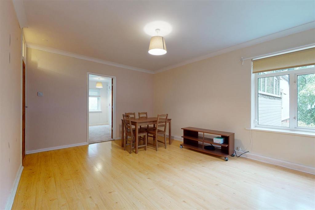 Tapton Crescent Road, Broomhill... 2 bed apartment - £180,000