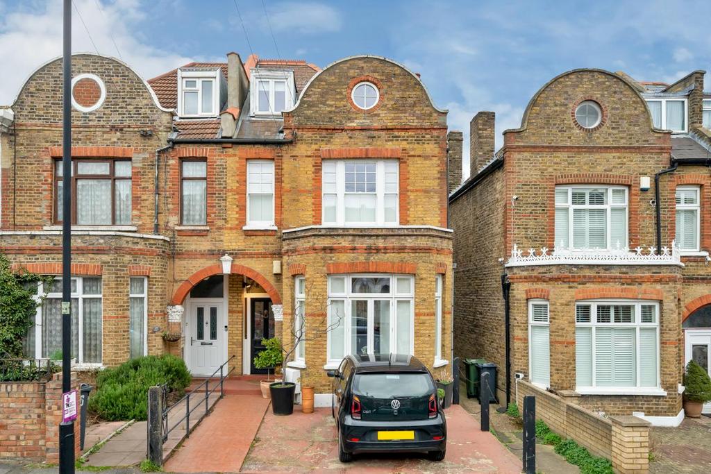 Hitherfield Road, Streatham 4 bed end of terrace house - £1,150,000