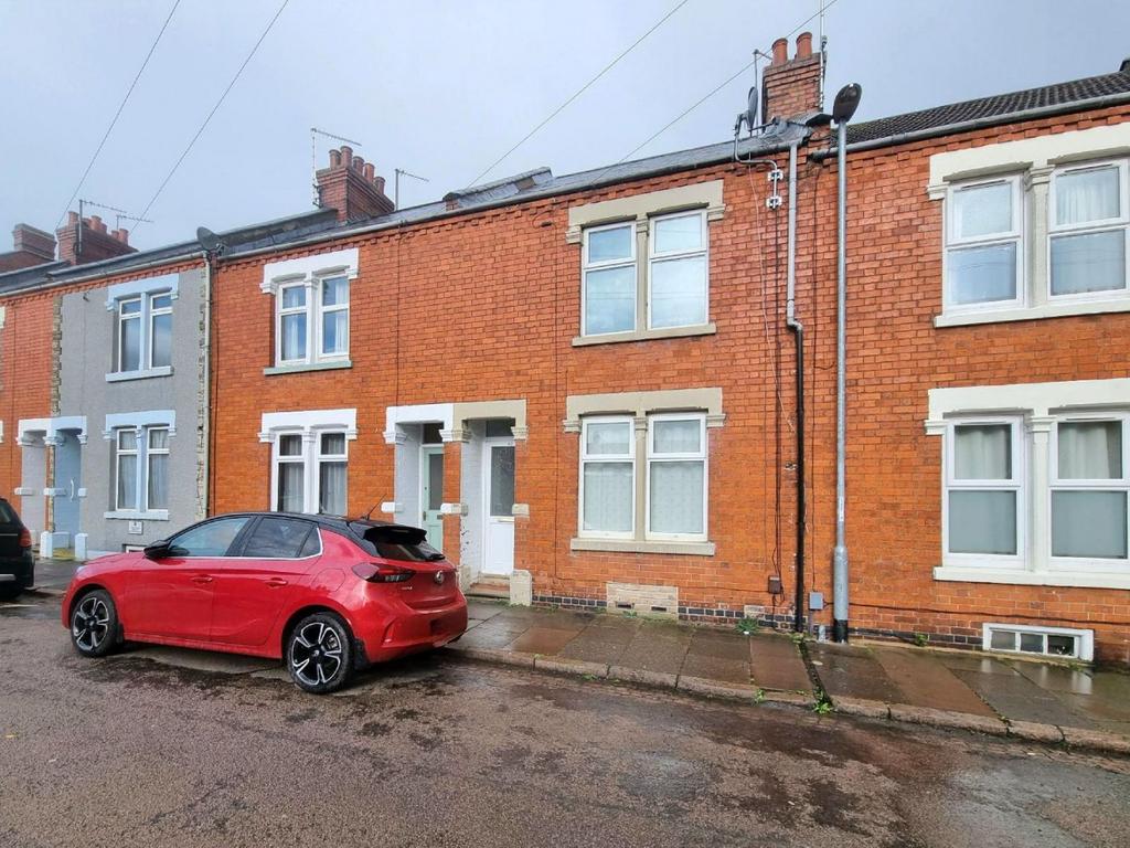 Manfield Road, Abington, Northampton... 2 bed terraced house - £220,000