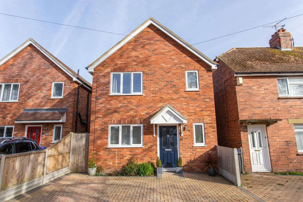 Chestnut Avenue Canterbury CT2 3 Bed Detached House 400 000 chestnut-avenue-canterbury-ct2-3-bed-detached-house-400-000