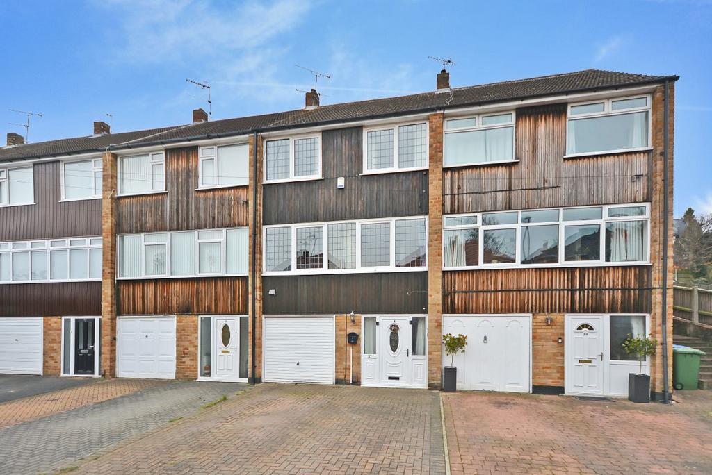 Big Barn Lane, Mansfield 3 bed townhouse - £170,000